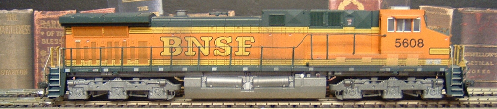 BNSF_5608 – TrainTraxx